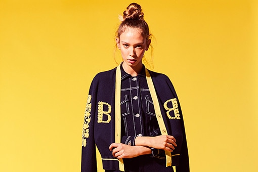 新ディレクターによるBarrieのカシミアは、春のマスト。｜Paris｜madameFIGARO.jp（フィガロジャポン）