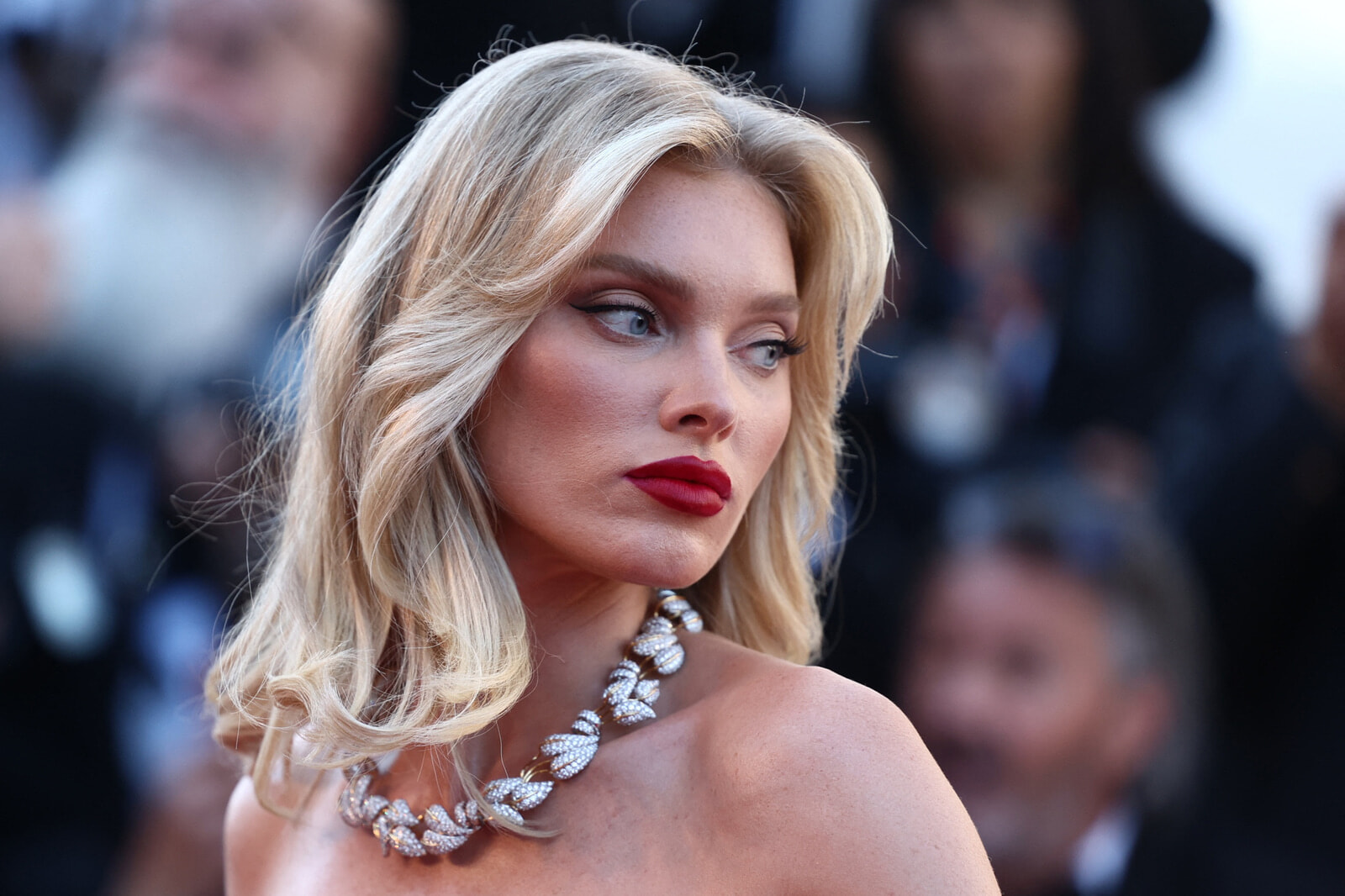 【写真】北欧が生んだ奇跡！？セクシーすぎるモデル・エルザ・ホスクとは｜Culture｜madameFIGARO.jp（フィガロジャポン）