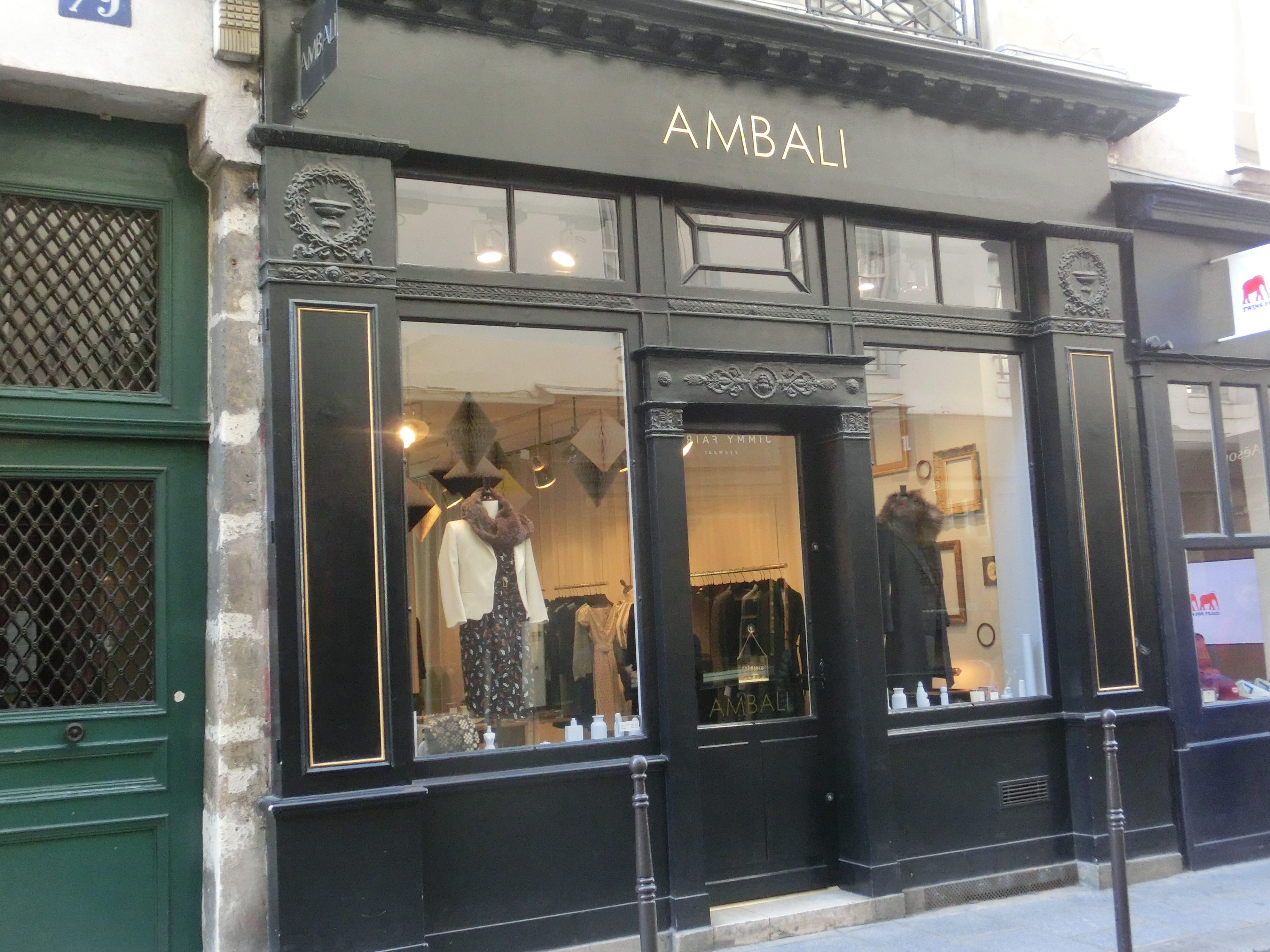 AMBALIのグリーンなワンピース♥｜Comme d'habitude 〜パリ・東京行ったり来たりblog〜｜Paris｜madame ...