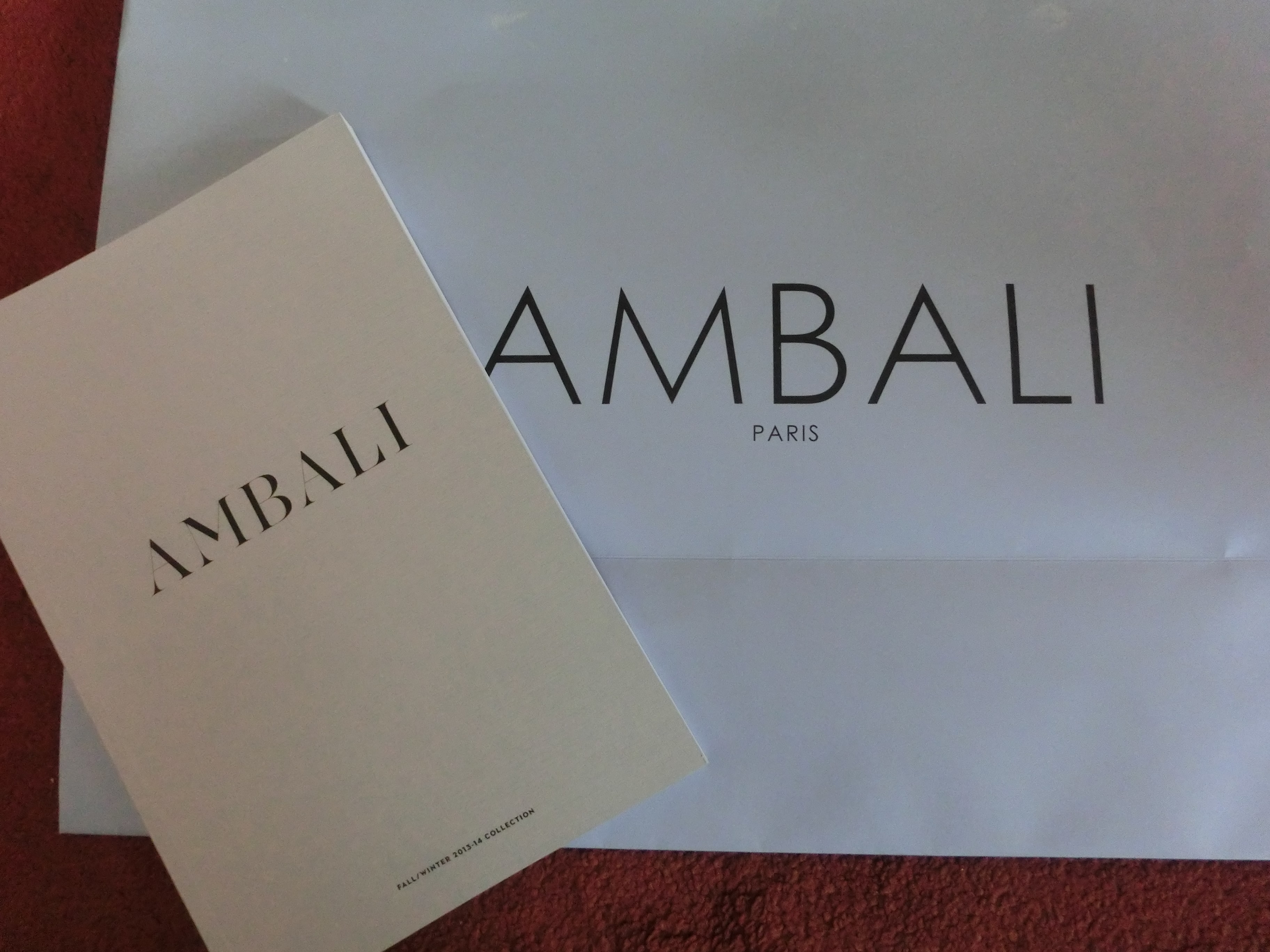 羽のブレスレット@AMBALI｜Comme d'habitude 〜パリ・東京行ったり来たりblog〜｜Paris｜madame FIGARO ...
