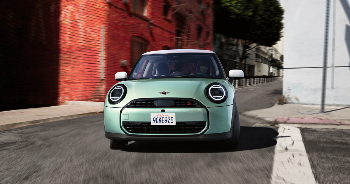 自分らしく車を楽しむ、MINIと過ごす私のスタイル。｜special｜madameFIGARO.jp（フィガロジャポン）